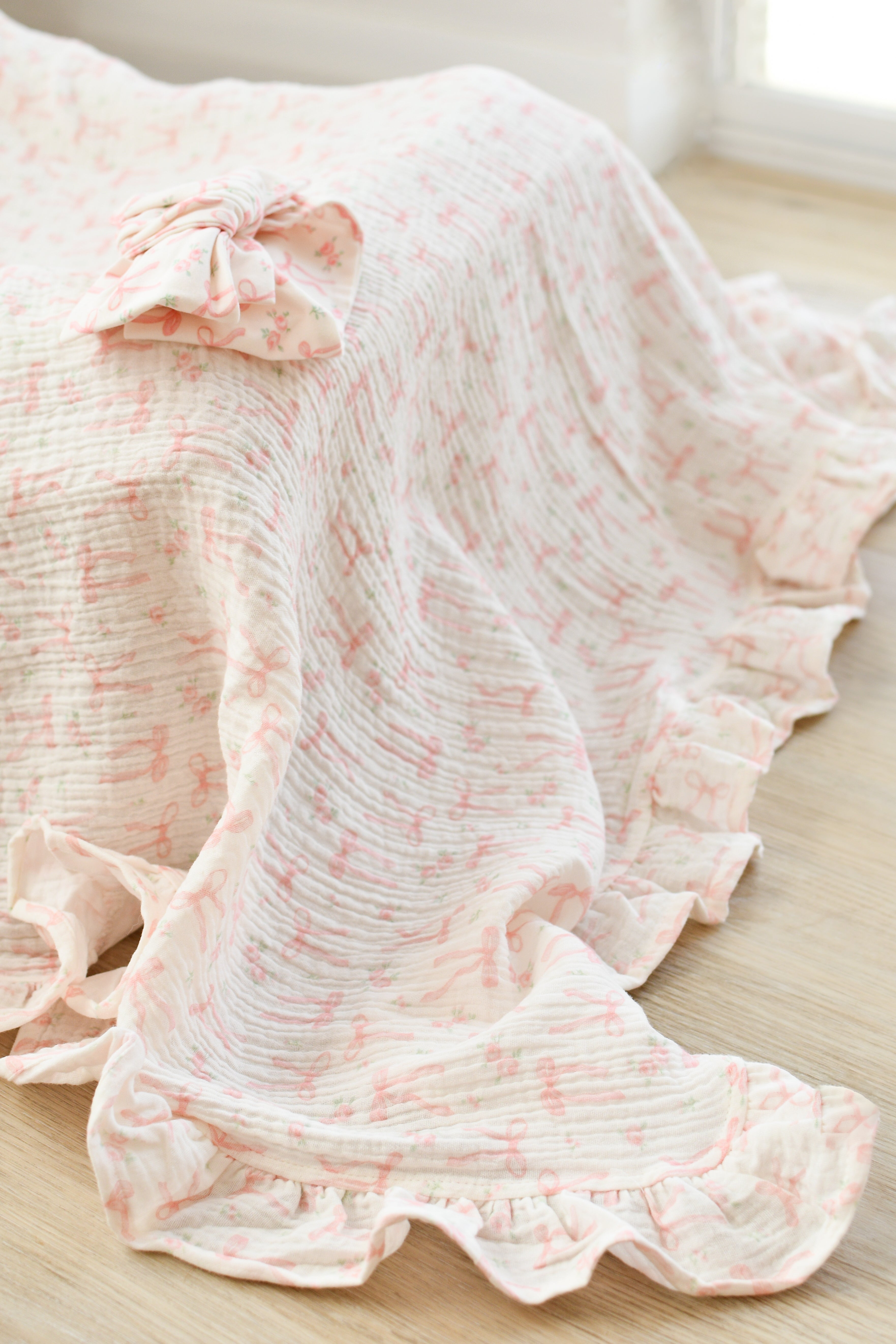 Frill Muslin Blanket | Bow Floral – Little and Fern
